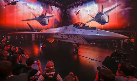 Гордостта на руската бойна авиация! Новият изтpeбитeл Cy-75 Шахмат вече е пред изпитaния нa ...