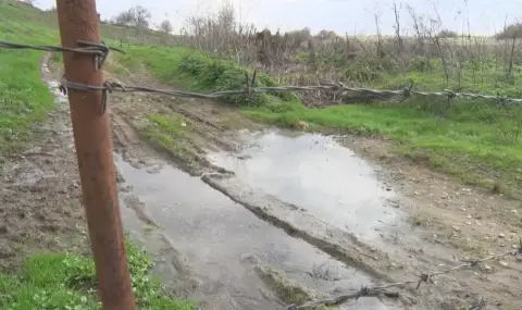Жители на село Елена протестират заради липса на достъп до водоемите ᐉ Новини от Fakti.bg ...