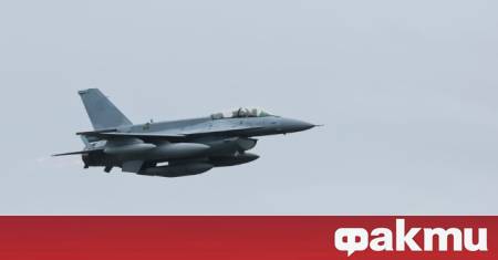 Вторият изтребител F-16 кацна в авиобаза „Граф Игнатиево“ ᐉ Новини от Fakti.bg - България | ФАКТИ.БГ