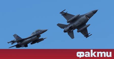 Румъния получи още три самолета F-16 ᐉ Новини от Fakti.bg - Свят | ФАКТИ.БГ