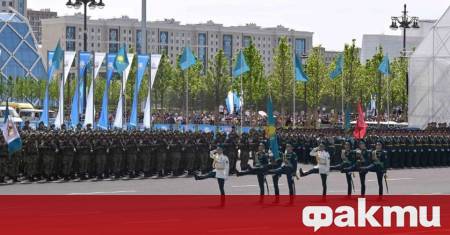 Пищен военен парад по случай 80-годишнина от Великата победа (ВИДЕО) ᐉ Новини от Fakti.bg - Свят ...